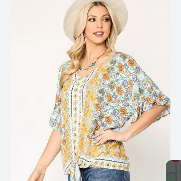 Gigio | Tops | Stunning Gigio Paisley Floral Ruffle Blouse Tie Up Front ...